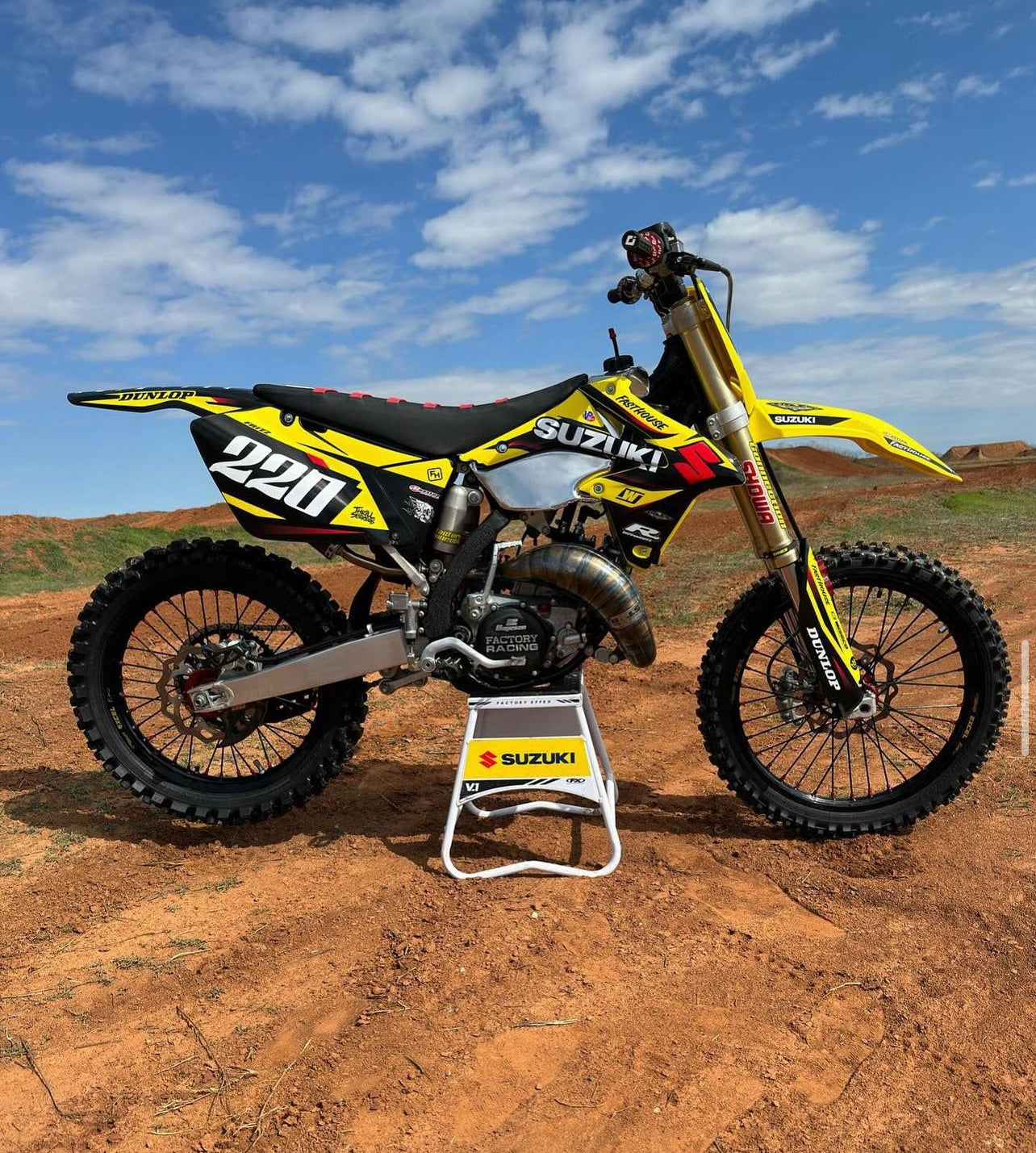 Bill's Pipes | 2 Stroke Pipe and Silencers